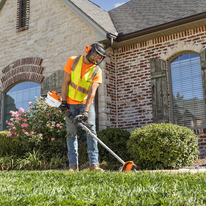 STIHL KMA 135 R - Butler County Equipment