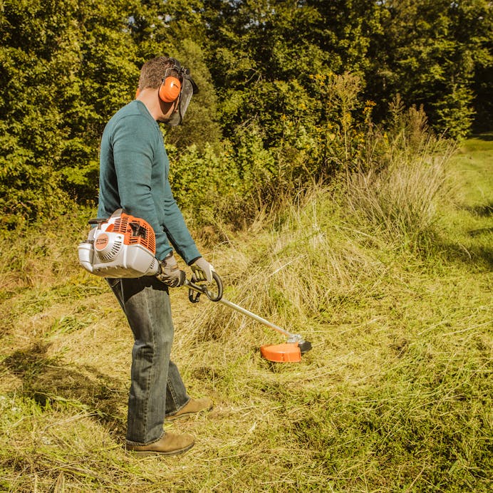STIHL FS 240 R - Butler County Equipment